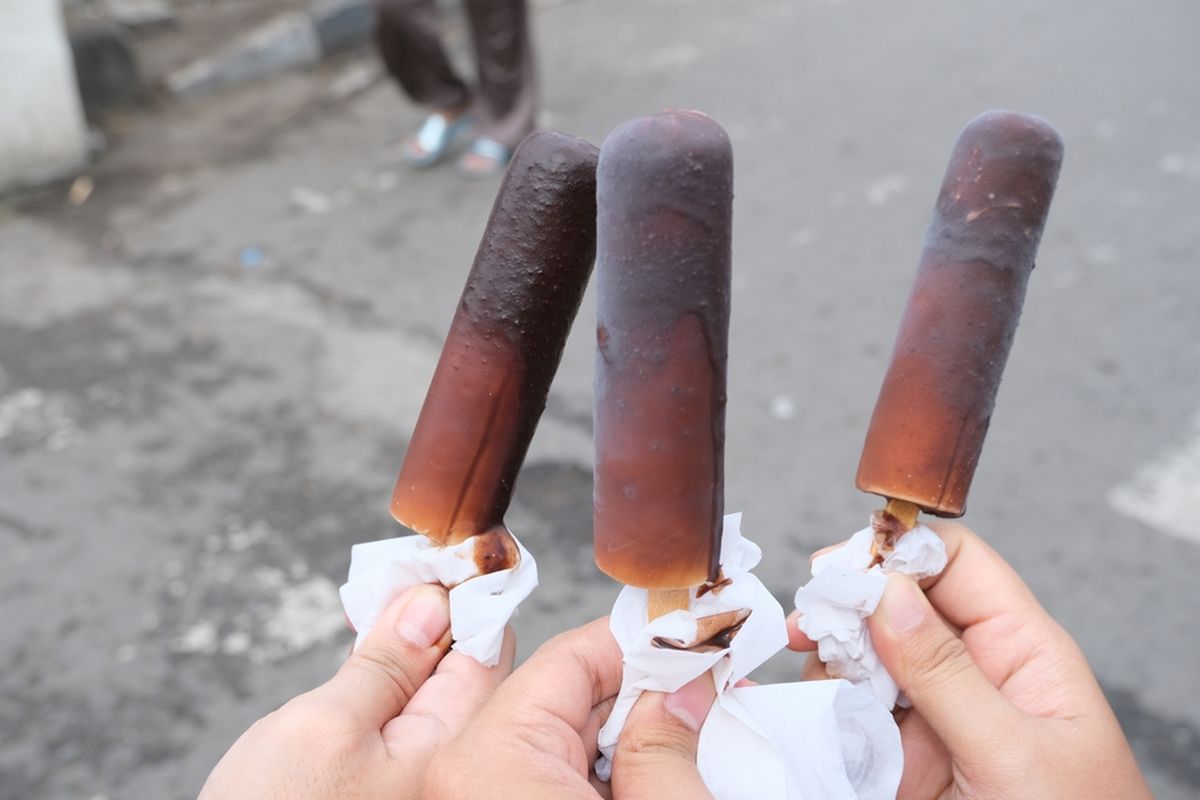 Resep Es Potong Cokelat Jadul, Lembut dan Bahannya Mudah Murah