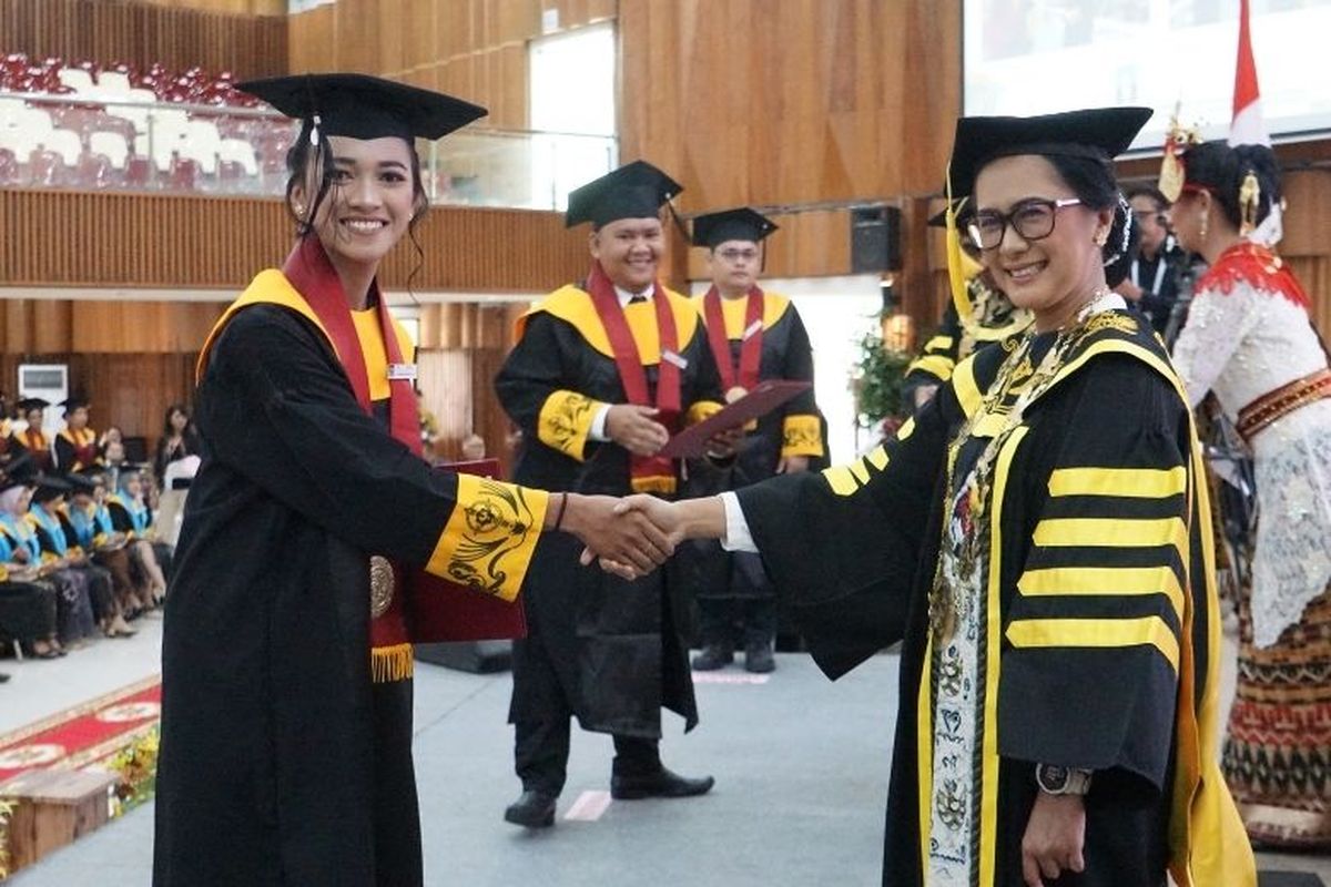 Rektor Intiyas Minta Lulusan UKSW Implementasikan Profil Creative Minority