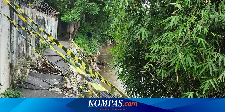 Warga Matraman Resah, Jalan Dekat Kali Ciliwung Longsor Tak Kunjung Diperbaiki BBWSCC