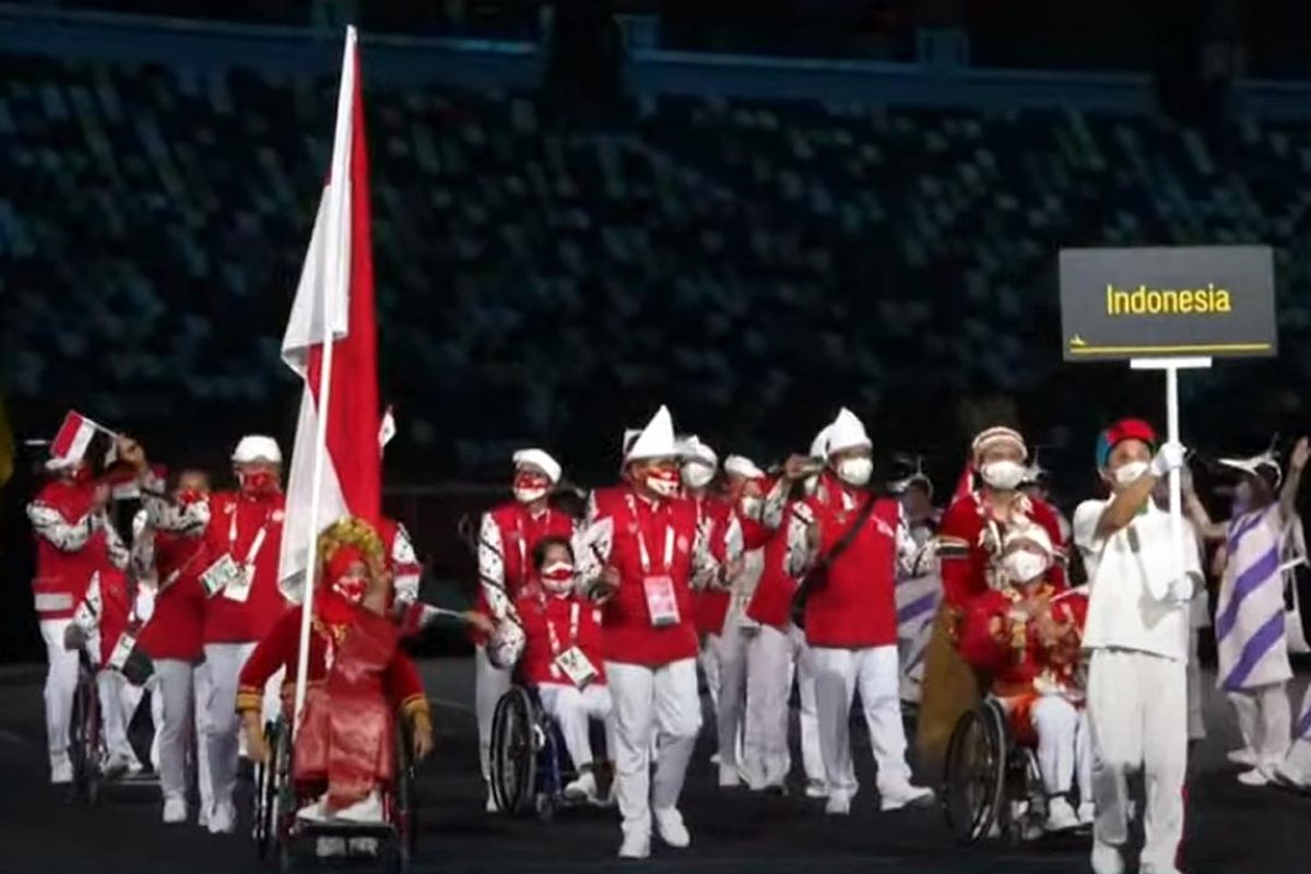 Opening Ceremony Paralimpiade Tokyo 2020, Kontingen Indonesia Kenakan ...