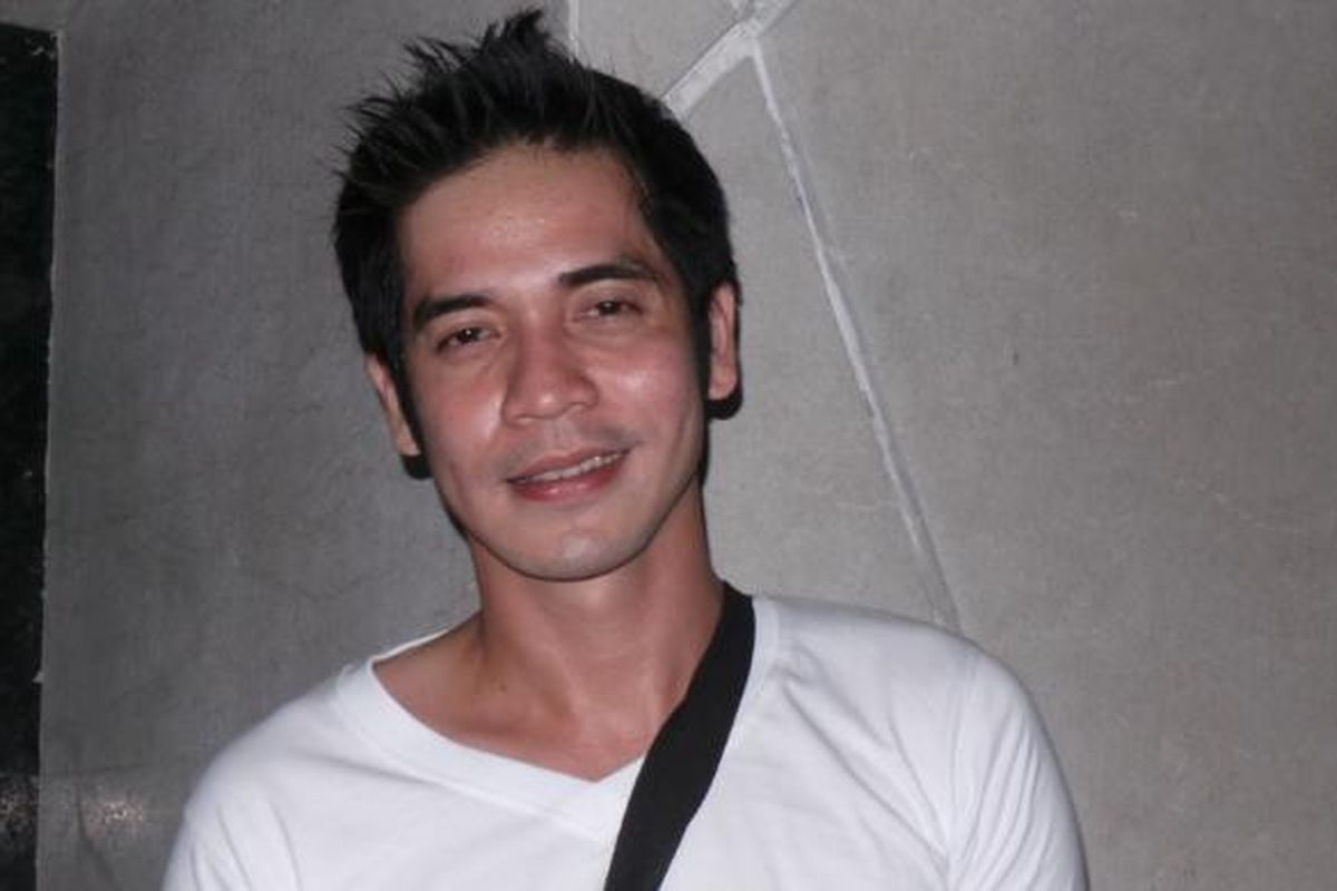 Ricky Perdana Ceritakan Kronologi Anaknya Jatuh dari Tangga 3,5 Meter ...