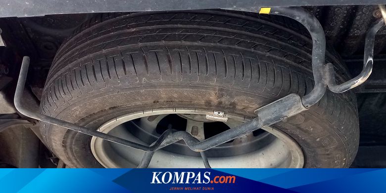 Kenali Letak Ban Serep, Tiap Mobil Berbeda-beda