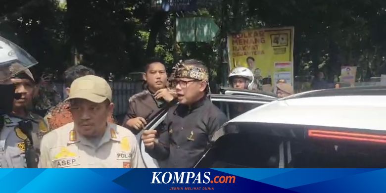 Diprotes Kelompok Budayawan Saat Resmikan Museum Pajajaran, Mobil Bima ...