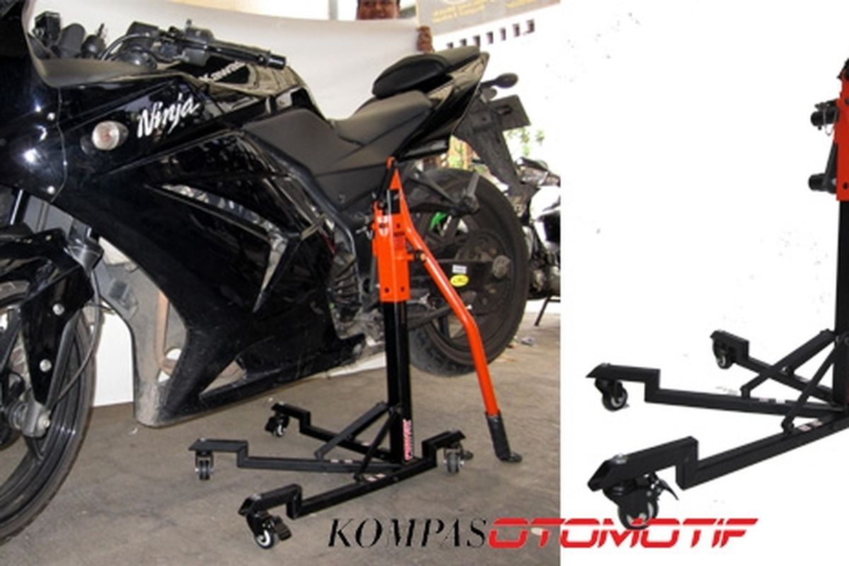 Standar "Paddock" untuk Ninja 250