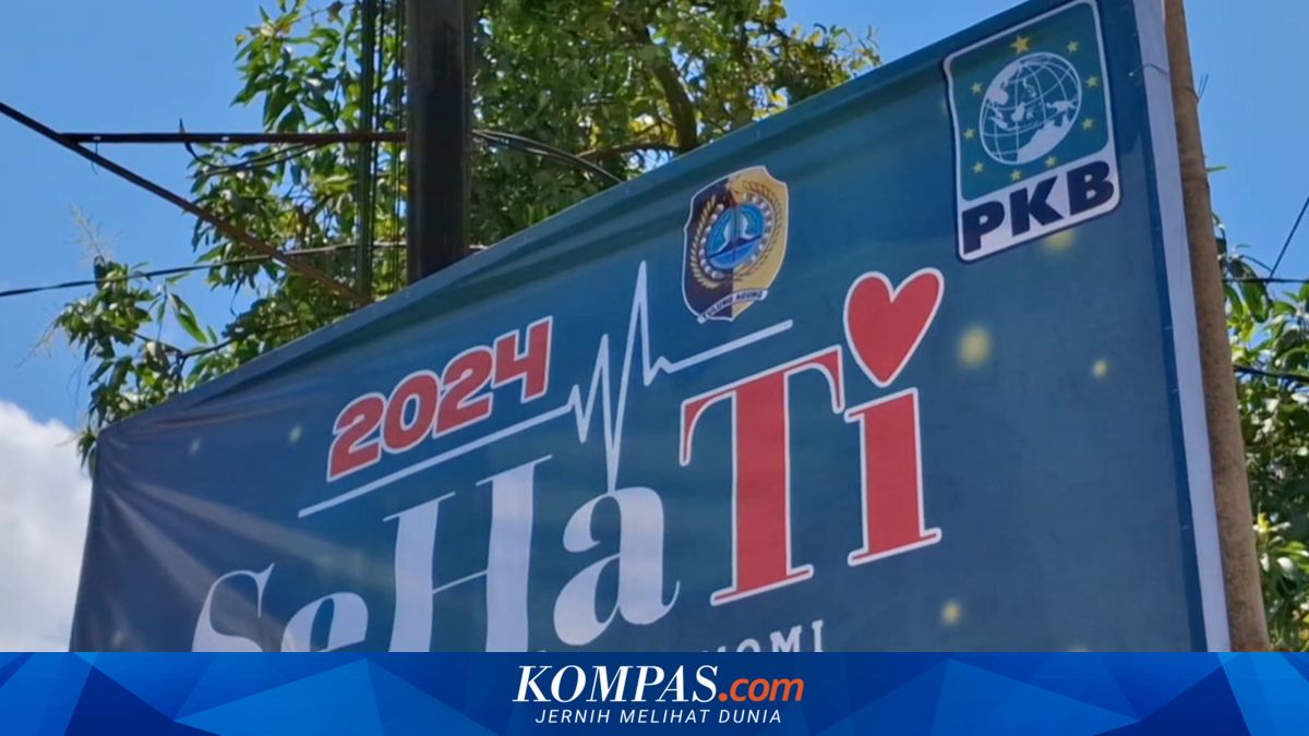 Baliho Salah Satu Bapaslon di Tulungagung Cantumkan Logo Pemkab