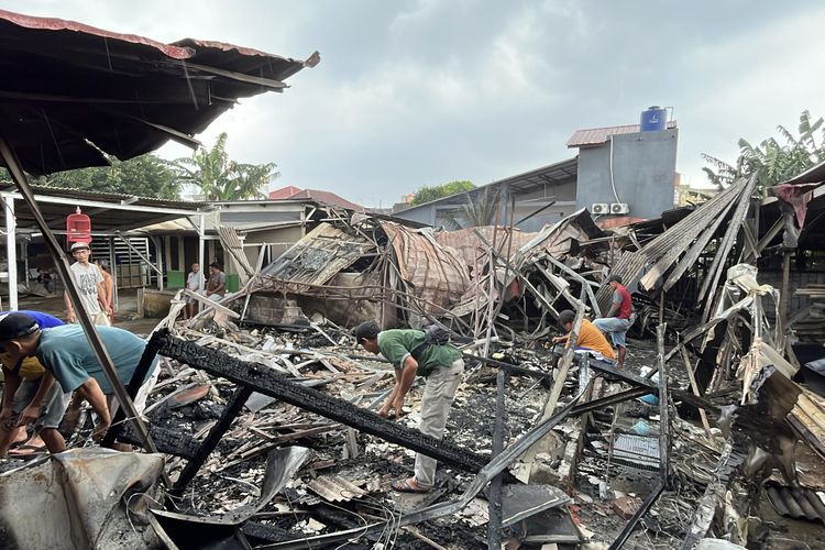 Berita Terkini Harian Depok Kebakaran Terbaru Hari Ini - Kompas.com