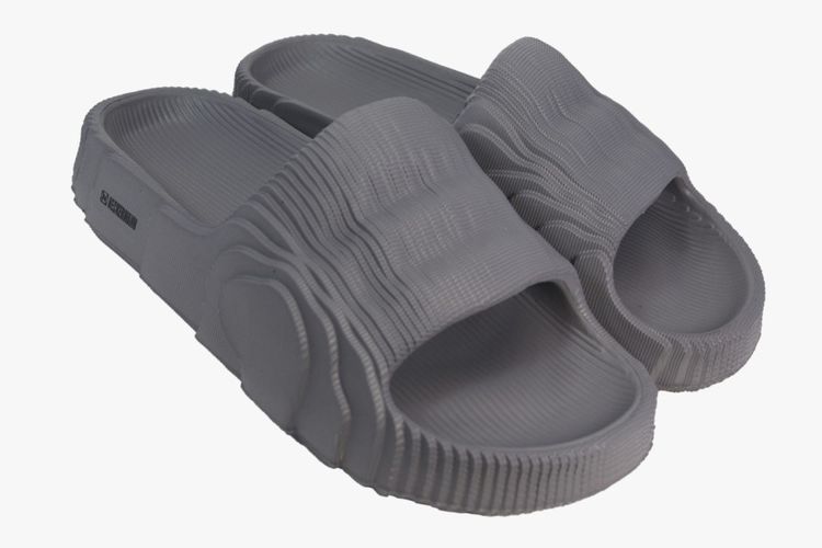 7 Rekomendasi Sandal Laki-laki Merek Lokal, Mana Pilihanmu?