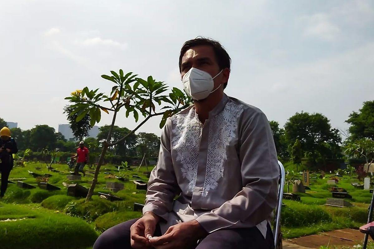 Alasan Teddy Syach Menikah Lagi Usai Rina Gunawan Meninggal: Walau ...