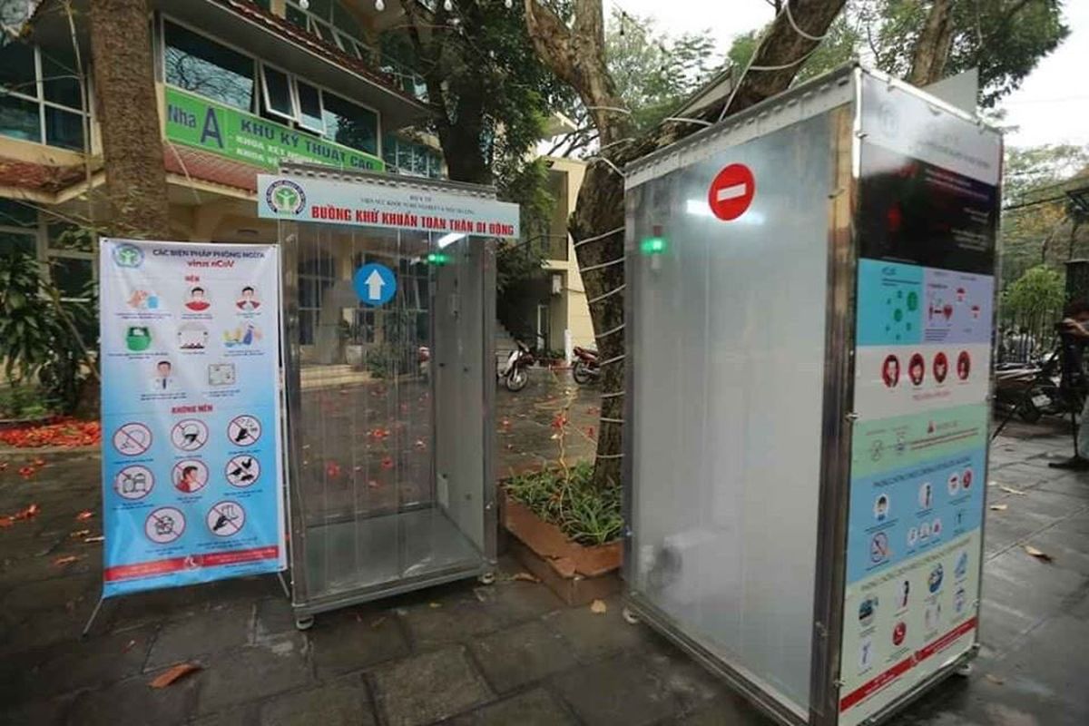Vietnam Ciptakan Bilik Disinfeksi "Portable" untuk Basmi Virus Corona