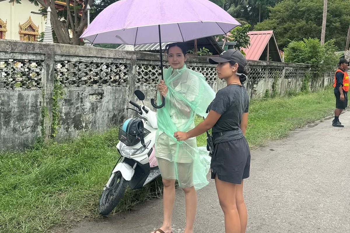 [POPULER OTOMOTIF] Potret Lisa Blackpink Naik Honda BeAT Karbu ...