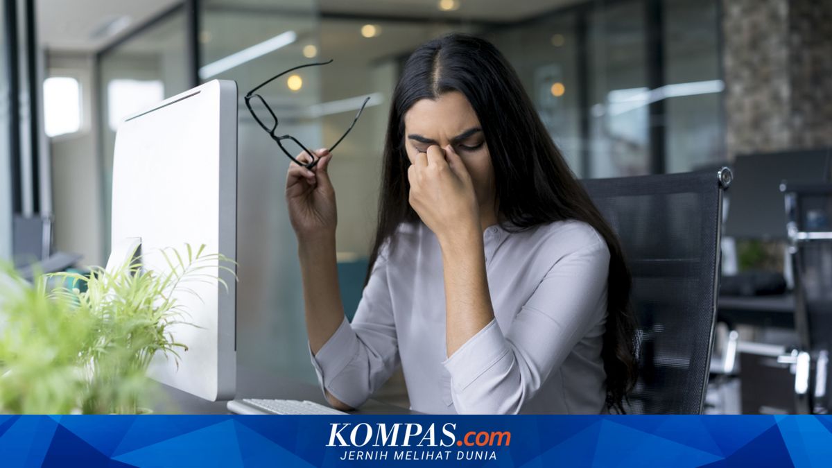 Berhentilah Menatap Layar Gawai Tiap 20 Menit