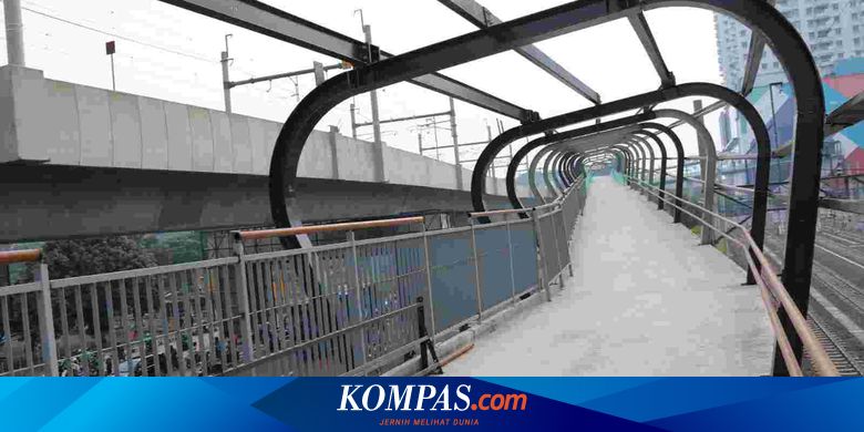 Ditarget Kelar Akhir Oktober, Ini Progres Skywalk MRT Lebak Bulus