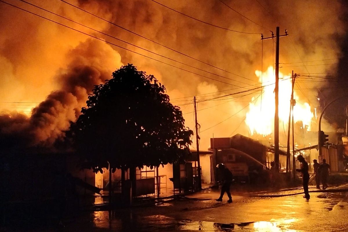 Kurang dari 48 Jam, 3 Kebakaran Hebat Terjadi di Berau, Puluhan Rumah Hangus