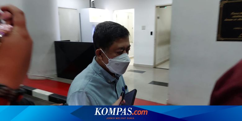 Eks Dirut Pertamina Patra Niaga Alfian Nasution Irit Bicara Usai Diperiksa 12 Jam Lebih di Kejagung