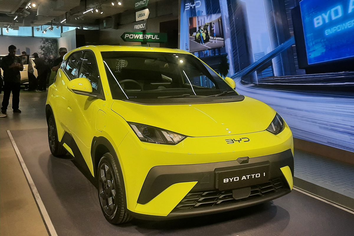 BYD Atto 1: Adu Cicilan Mobil Listrik Murah vs Honda Rebel