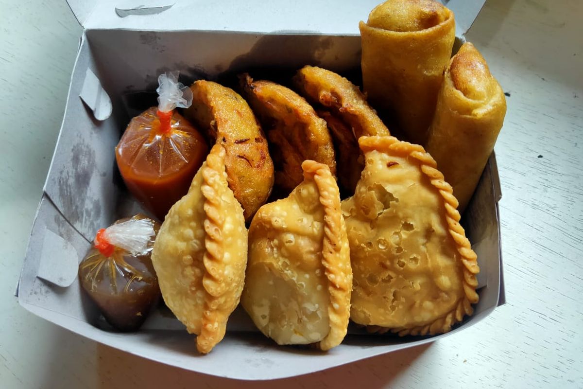 Mencicipi Jakangkote dan Lumpia ala Restoran Legendaris di Makassar