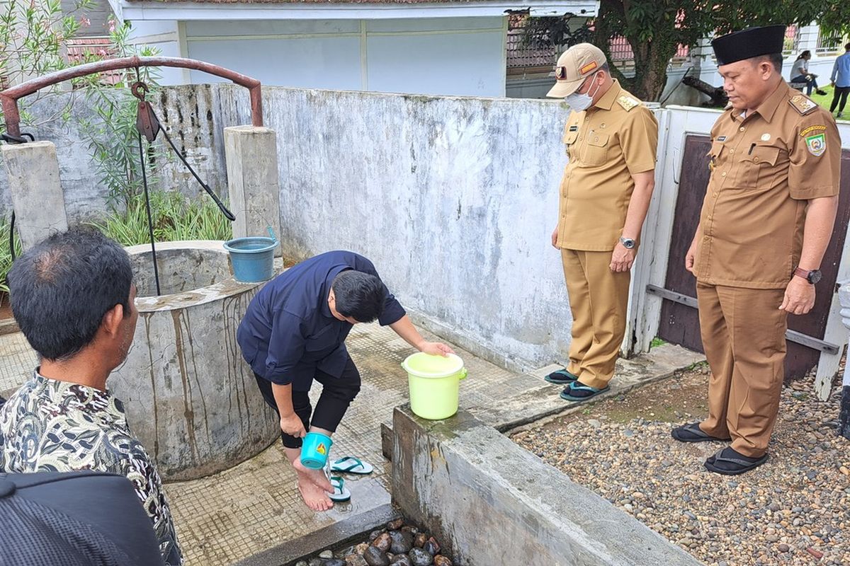 Erick Thohir Kunjungi Rumah Pengasingan Bung Karno di Bengkulu