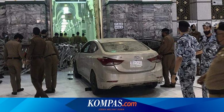 Video Viral Mobil Sedan Terobos Masuk Masjidil Haram dan Tabrak Gate 89