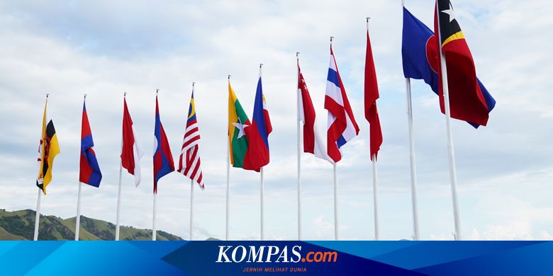 Warga NTT: Saya Bangga, Melihat Bendera Negara-negara ASEAN Berkibar di ...