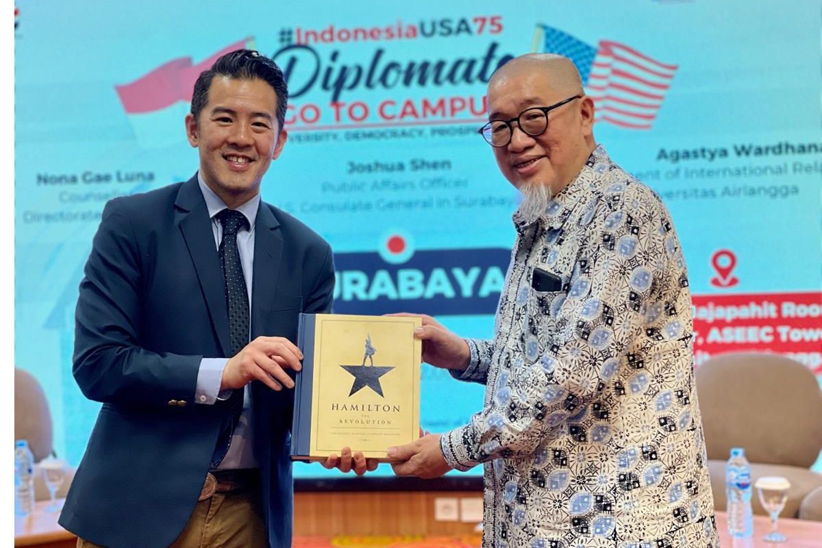 Peringati 75 Tahun Hubungan Bilateral, AS-Indonesia Luncurkan Kunjungan ...