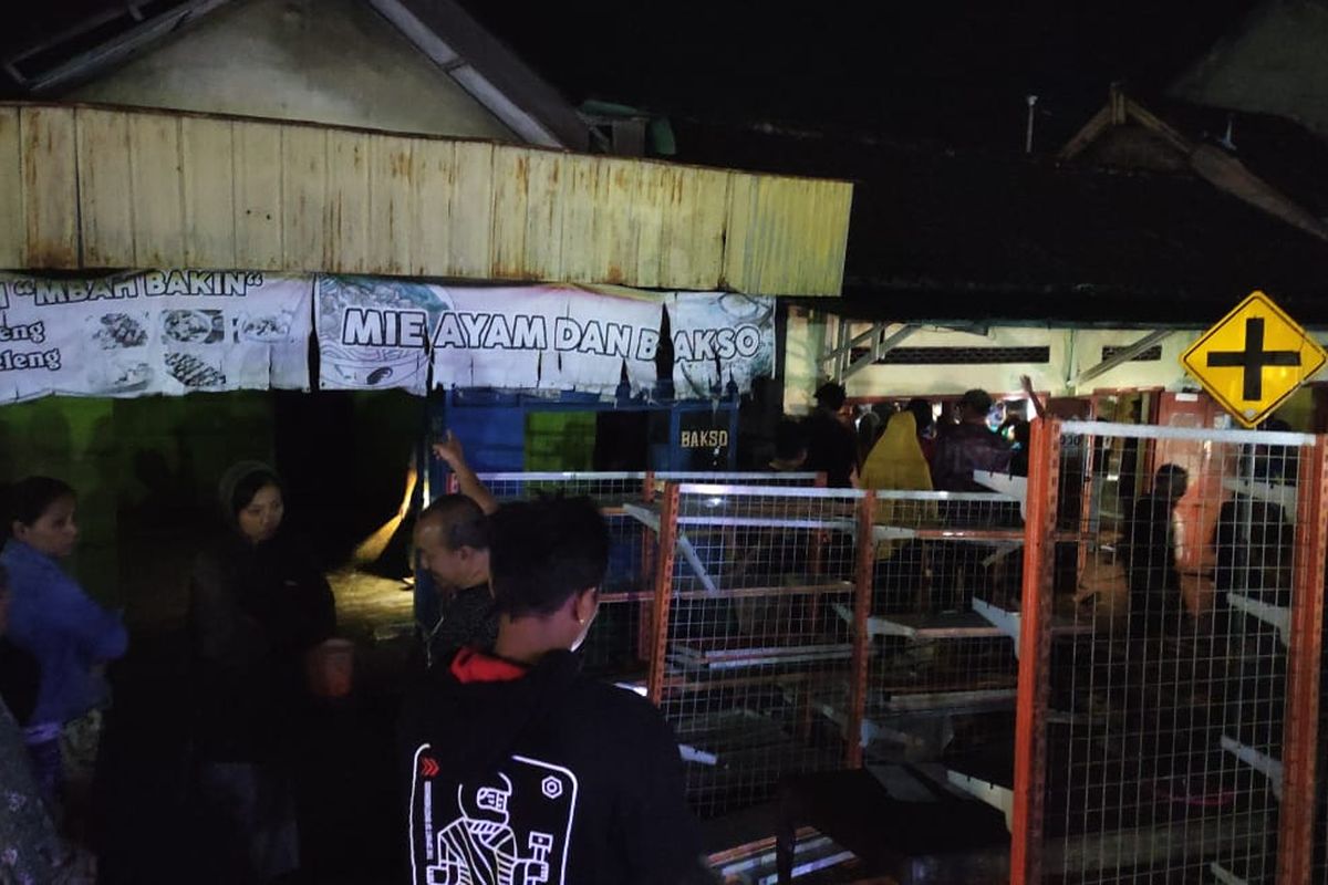 Kebakaran Hanguskan Satu Kios di Pasar Slogohimo Wonogiri