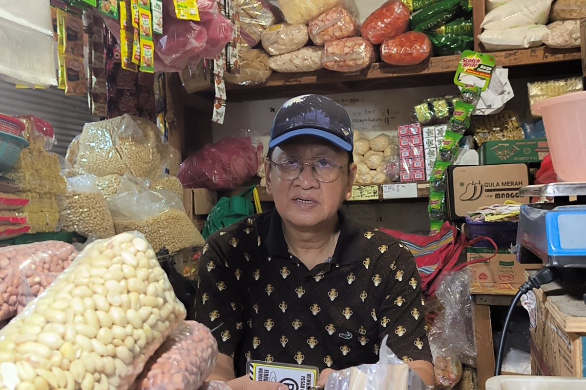 Pasar Ceger Banjir, Pedagang Sembako Rugi Jutaan Rupiah