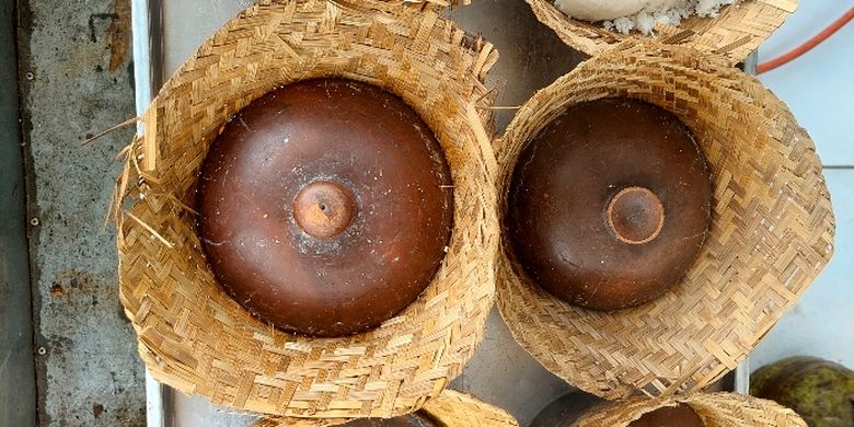 Mencicip Kuliner Thiwul Pak Tela di Udara Sejuk Candi Gedongsongo