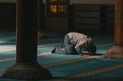 Niat Sholat Taubat dan Caranya yang Benar Sesuai Sunnah Nabi