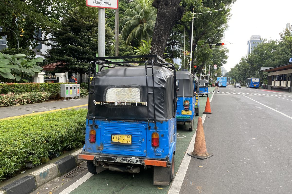 Dishub Jakpus: Kendaraan Bermotor Tetap Dilarang Masuk Jalur Sepeda ...