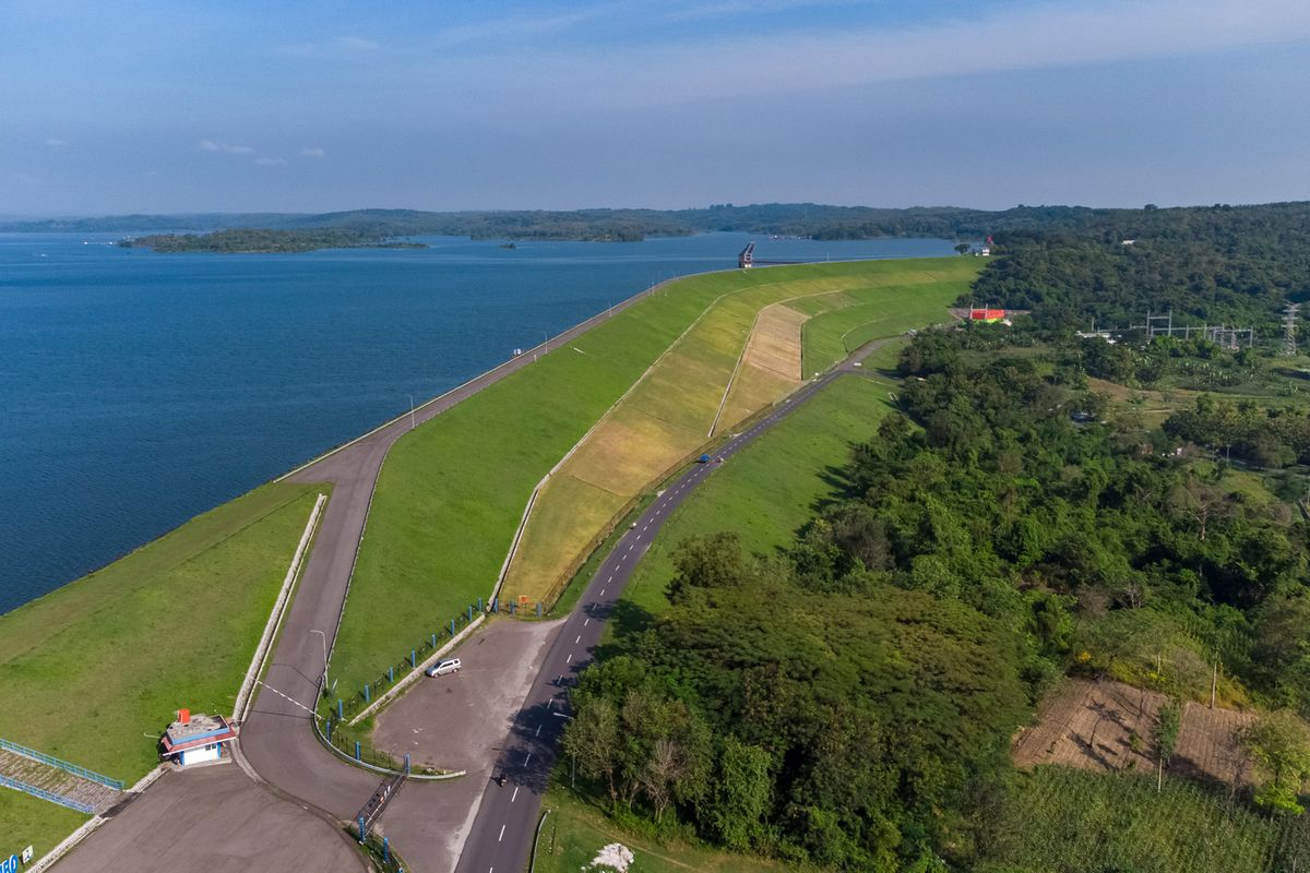 Rute ke Jalan di Samping Bendungan Waduk Kedung Ombo yang Jadi Tempat ...