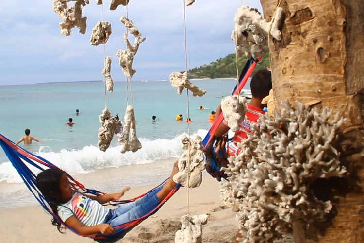 Pantai Pandanan di Lombok, Surga Para Pelancong