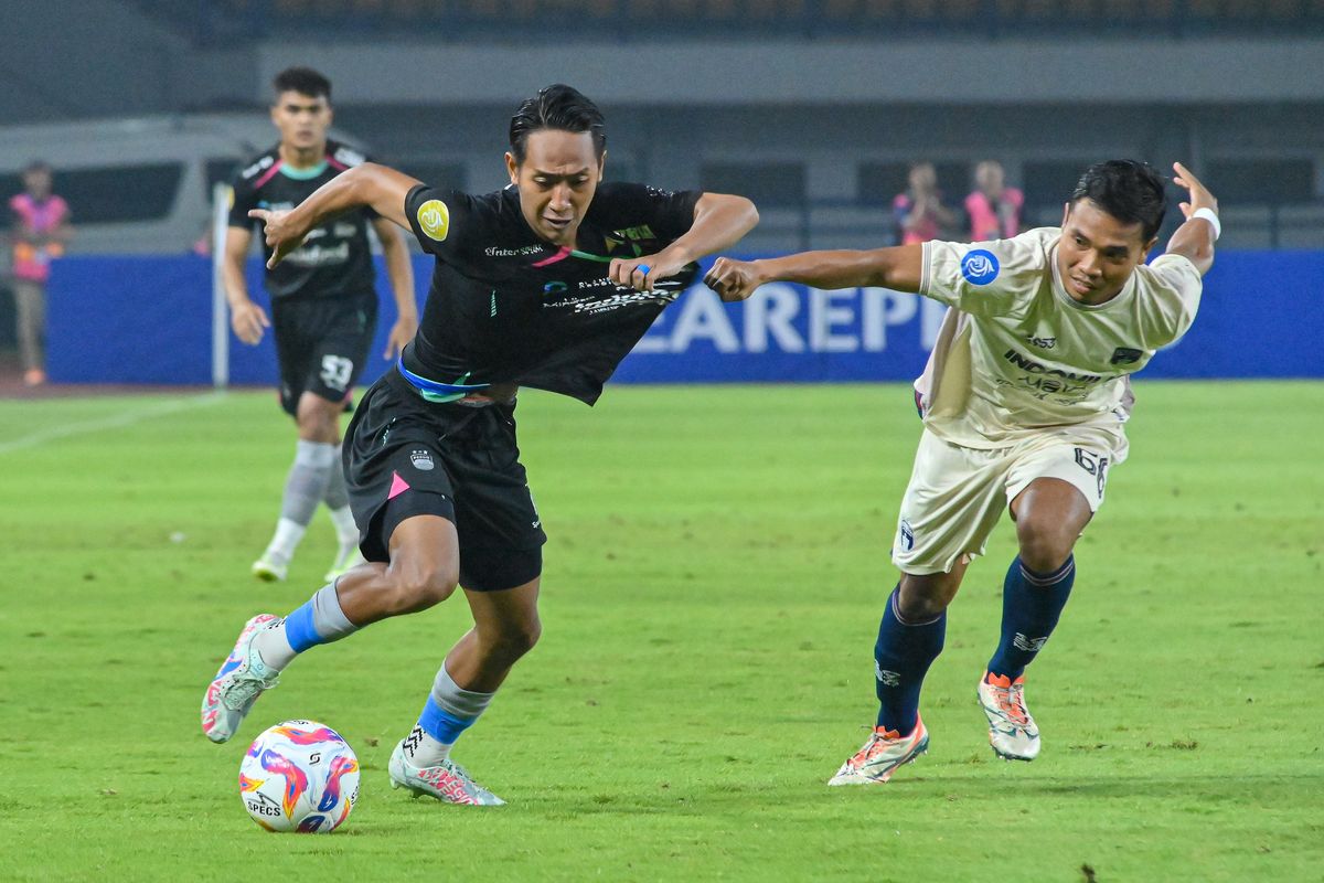 Jadwal dan Link Live Streaming Persita Tangerang Vs Persib Bandung