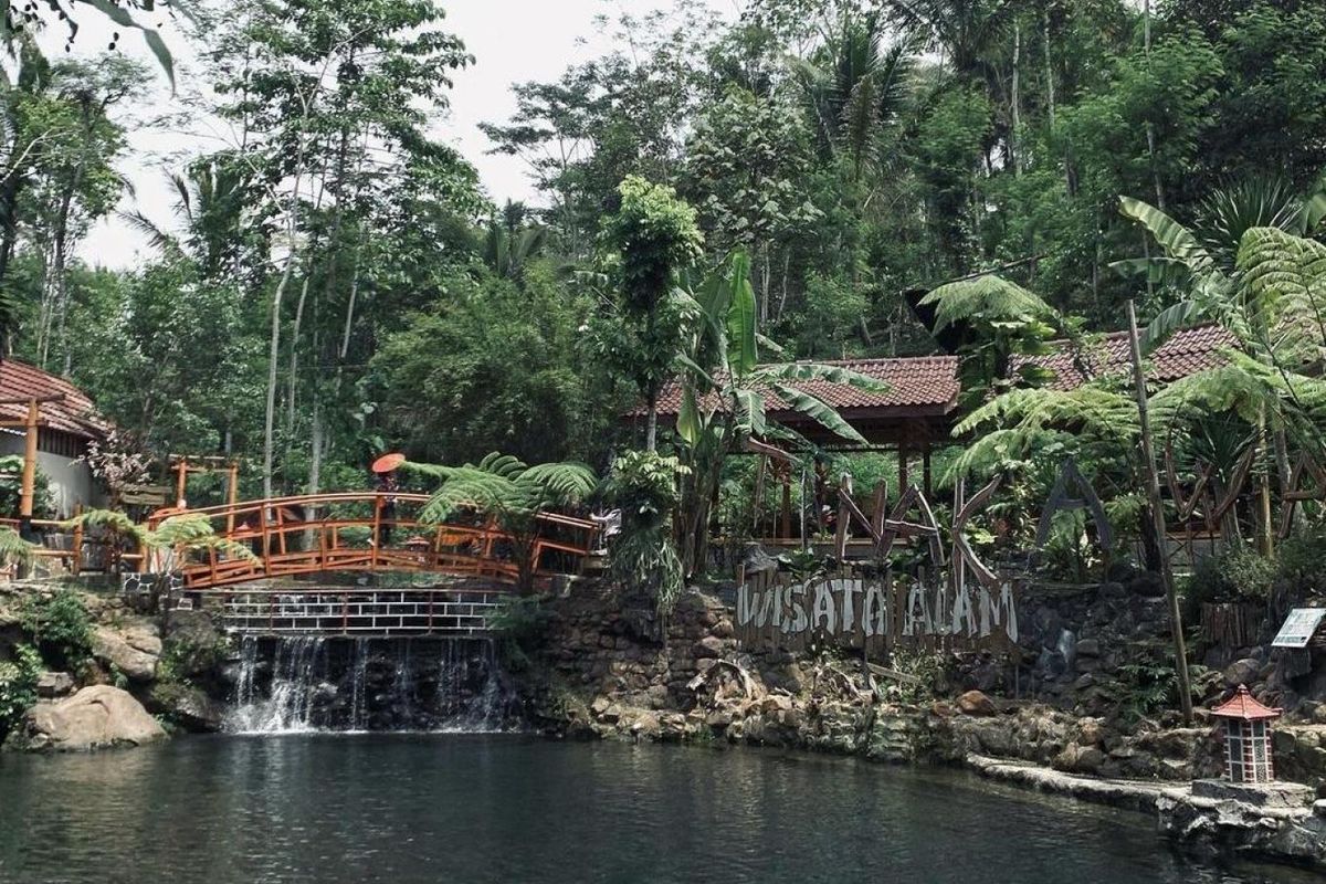 Rute ke Umbulan Tanaka Waterfall Malang