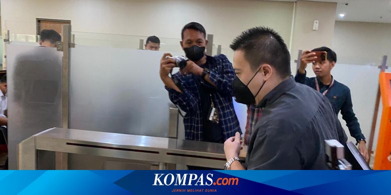 Bareskrim Limpahkan Tersangka Penipuan PT Asli Rancangan Indonesia Rionald Soerjanto ke Kejagung