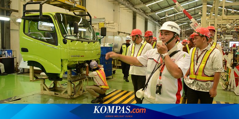 Virus Corona Hentikan Produksi Pabrik Hino di Indonesia