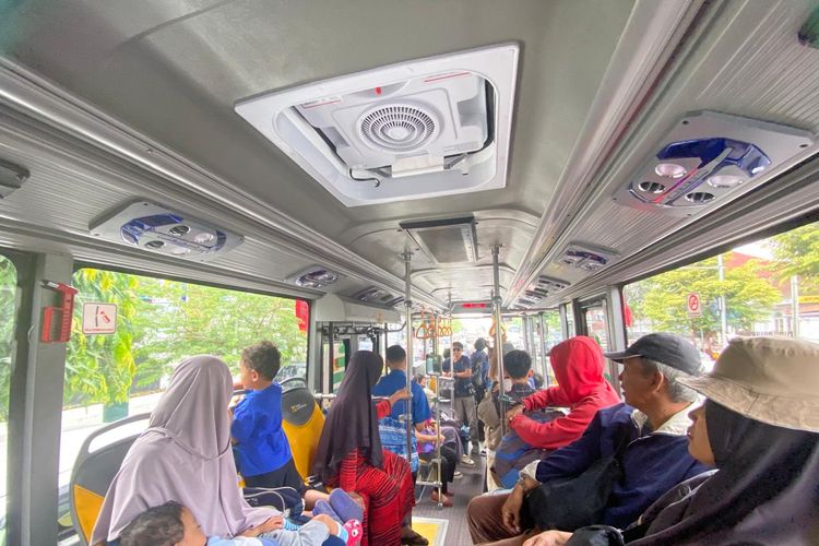 Impresi Naik Bus Listrik Trans Jogja yang Masih Gratis