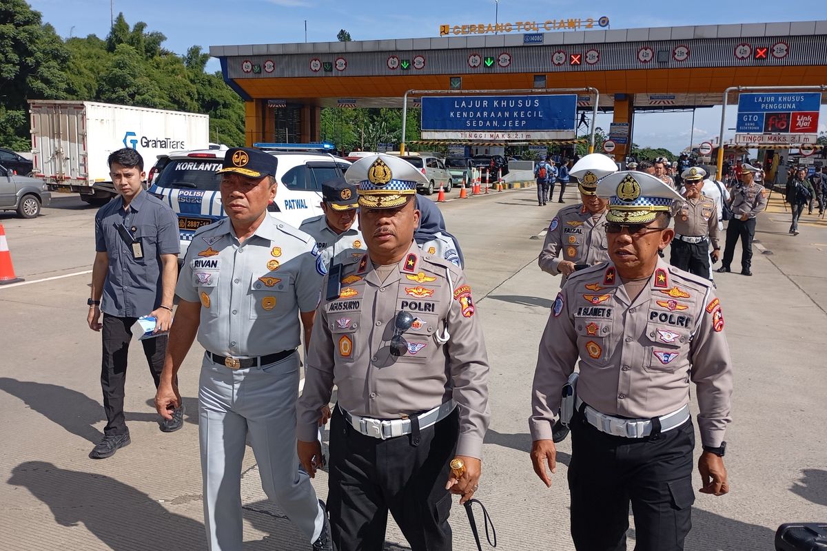 Selidiki Penyebab Kecelakaan Beruntun di Tol Ciawi, Polisi Gelar Olah TKP