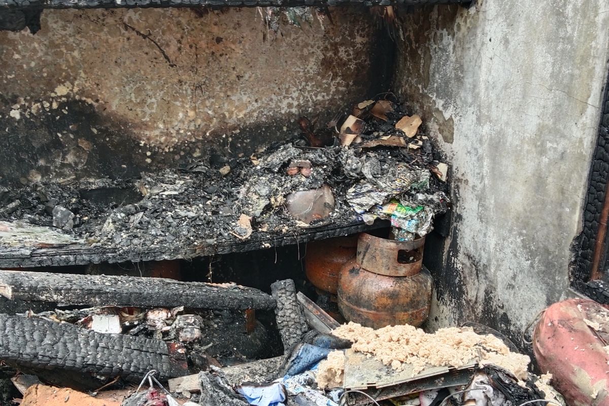 20 Tabung Gas Elpiji Selamat Dalam Kebakaran Petamburan yang Hanguskan ...