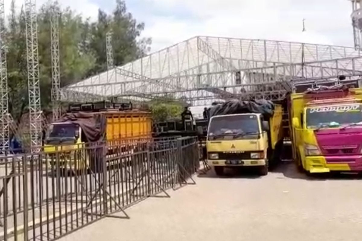 Panggung Sudah Berdiri, Amazing Tegal Festival 2022 Batal Digelar ...