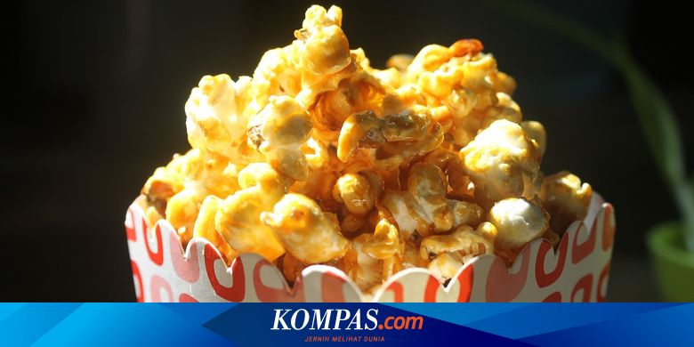 5 Cara Membuat Popcorn Caramel untuk Teman Nobar Piala Dunia 2022