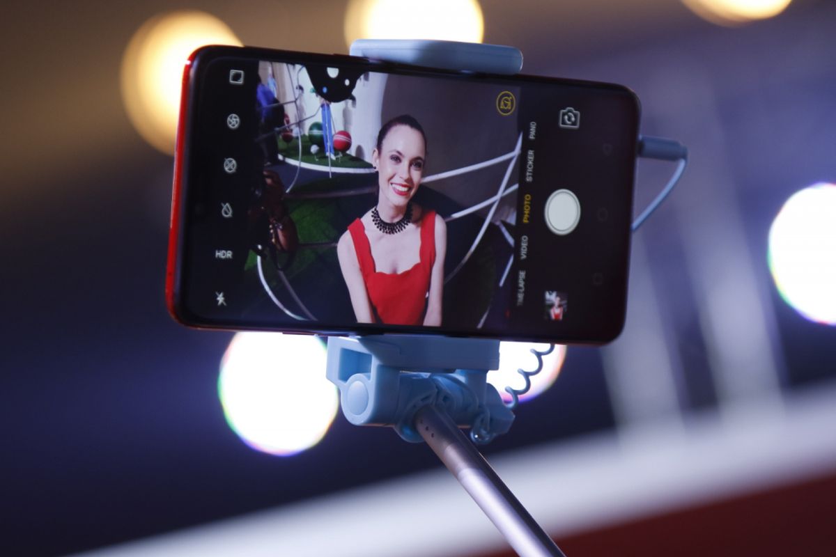 4 Tips Bikin Foto Selfie yang Mengundang Banyak "Like"