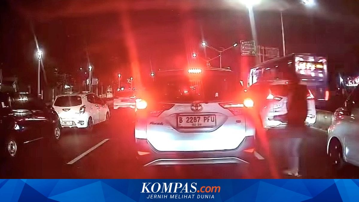 AC Mati, Kaca Dibuka, Penumpang Taksi Online Jadi Korban Jambret di Senayan