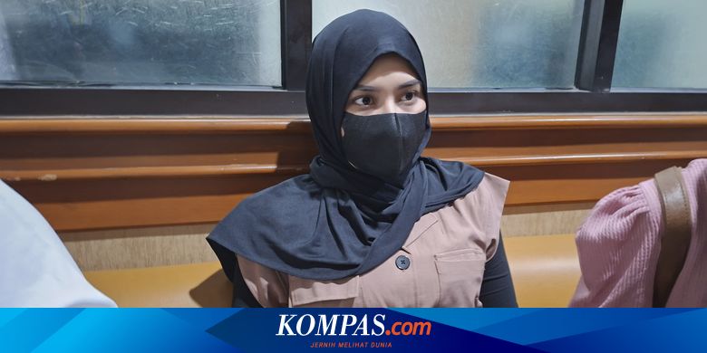Angbeen Rishi dan Adly Fairuz Sepakat Cerai, Sudah Tak Tinggal Serumah