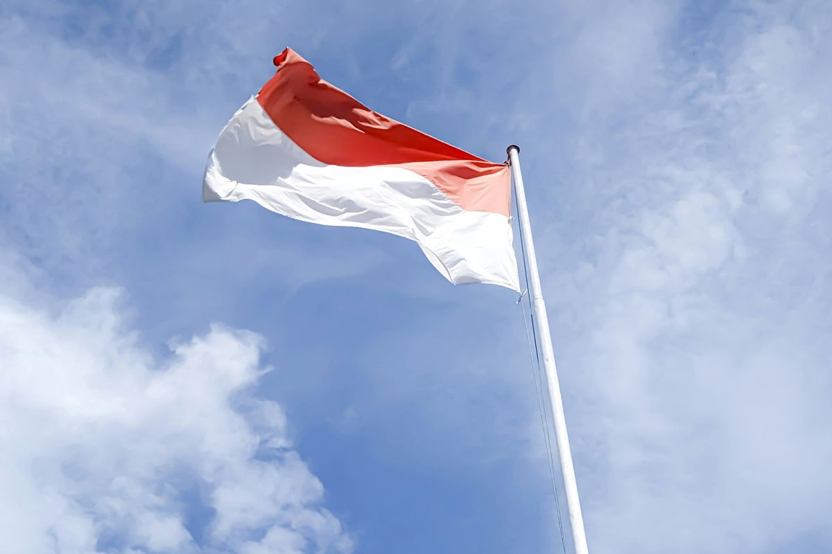 Daftar Negara dengan Bendera Merah Putih Selain Indonesia, Ini Makna ...