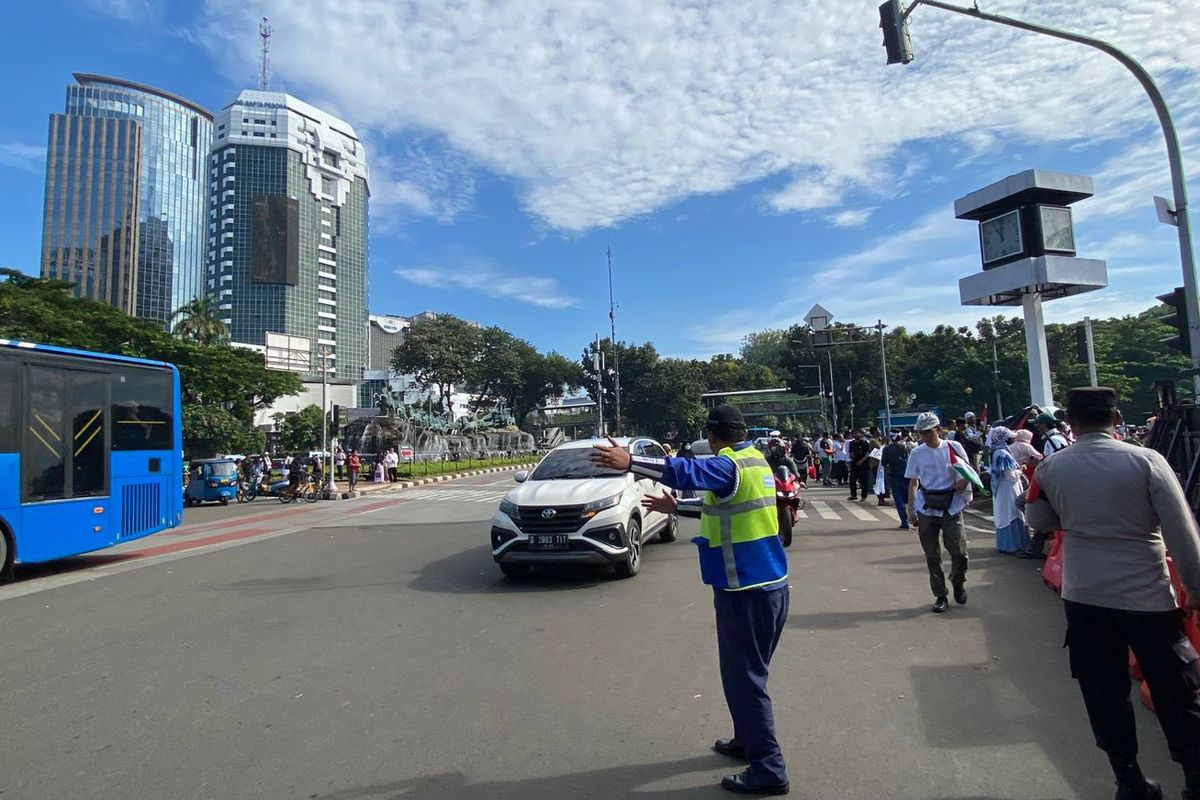 Daftar Ruas Jalan di Jakarta yang Dialihkan Imbas Reuni 212