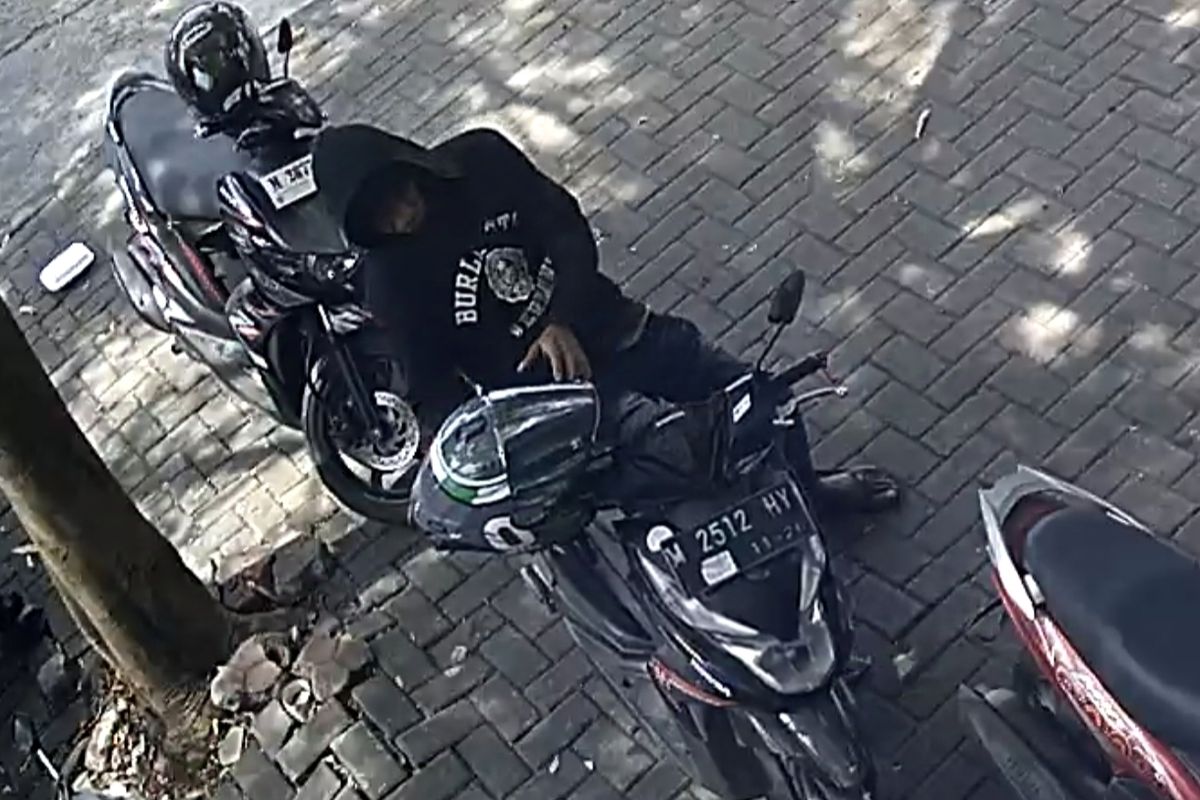 Kurir JNT di Bangkalan Jadi Korban Curanmor, Pelaku Bobol Motor Hanya 15 Detik