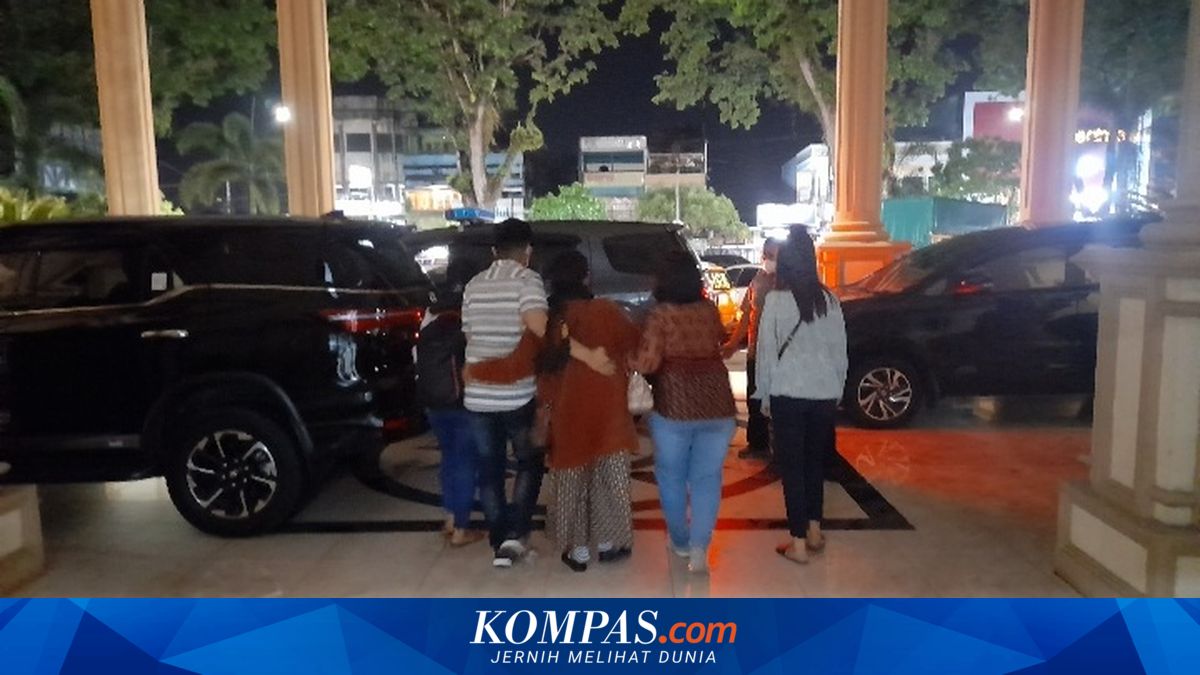 Mimpi dan Janji Brigadir J Bila Wisuda, Ingin Dipeluk Mamak...