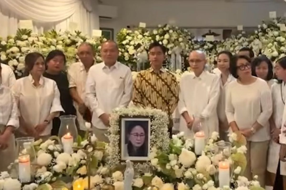 Wapres Gibran Melayat ke Rumah Duka Maria Bernadeth Latifah Oetama