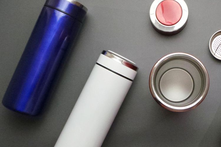 Kenapa Botol Minum Stainless Steel Bau? Penyebab dan Cara Mencucinya