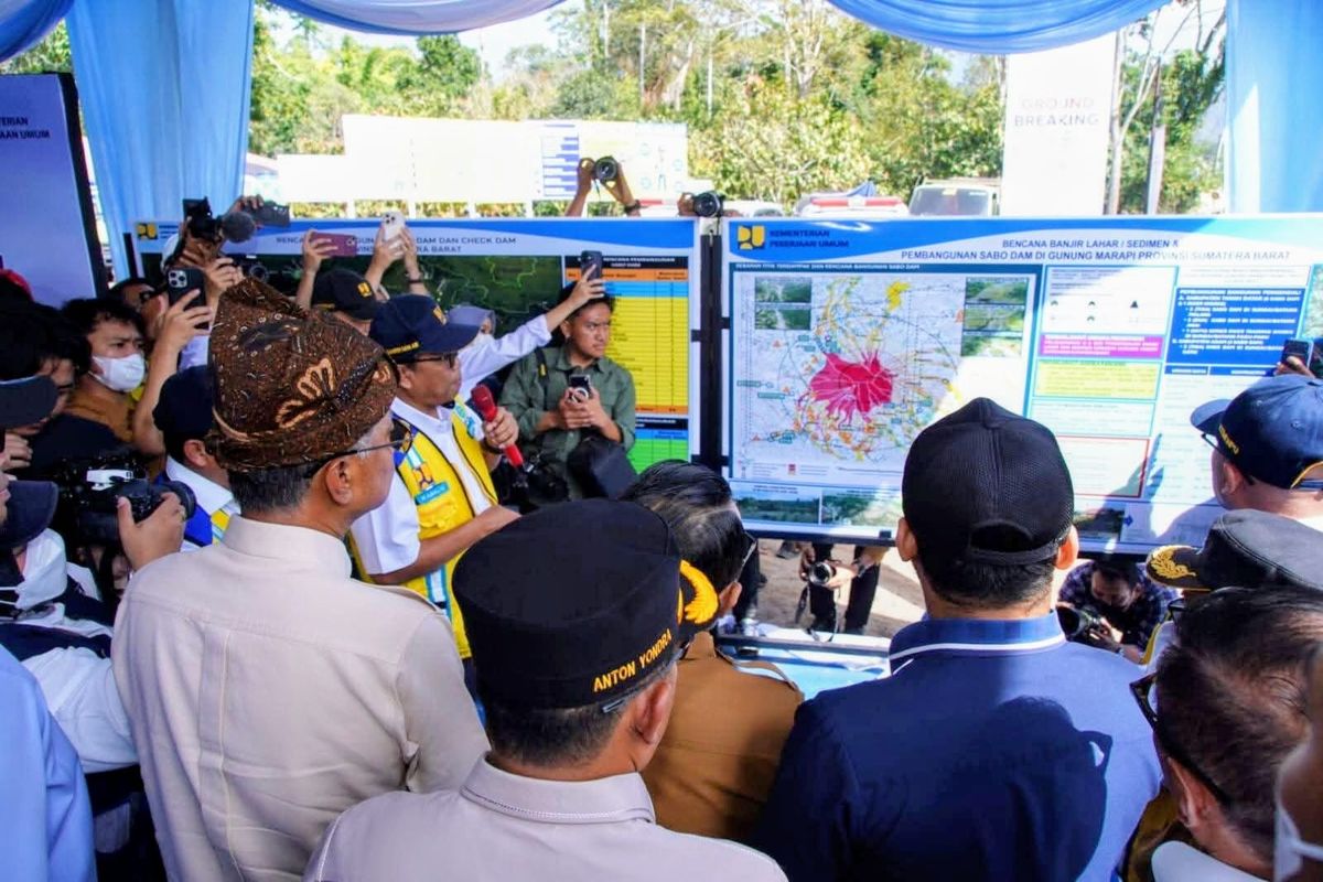 Mitigasi Erupsi Gunung Marapi, Tanah Datar Ajukan 40 Sabo Dam ke ...